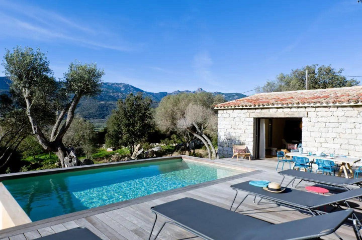 Bergerie Lucia Au Calme Piscine Chauffée Privée - Figari