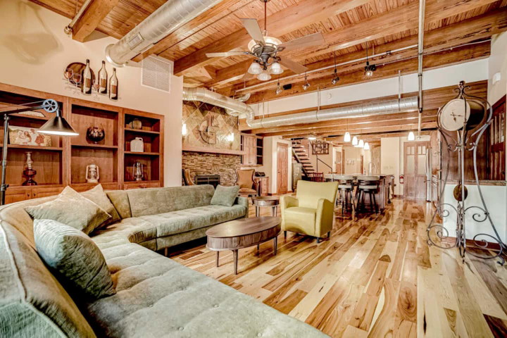 Downtown Stillwater, Riverview Condo - Stillwater, MN