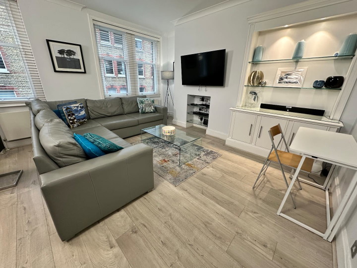 2 Bed Chiltern Street Apartment Marylebone B - London