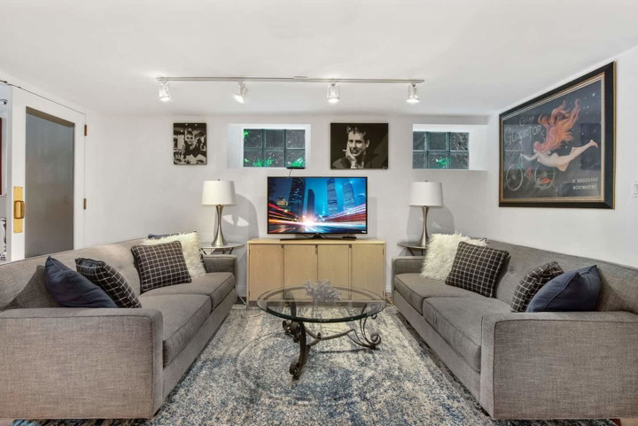 One-of-a-kind Apartment In Old Town! - River North - Chicago