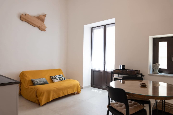 Collegiata Apartment - Parking Included - Catania