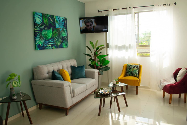 Great Location & New! - Colima