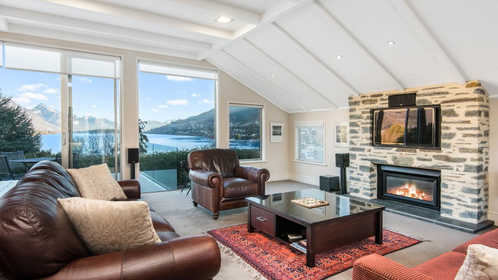 Postcard Perfect Views - Stewart Lodge Luxury Spa - Queenstown