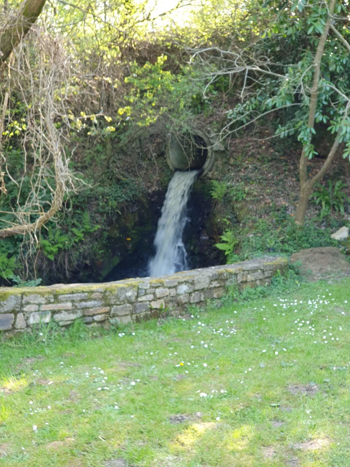Ma Cabane Au Bord De L'eau - Bannalec