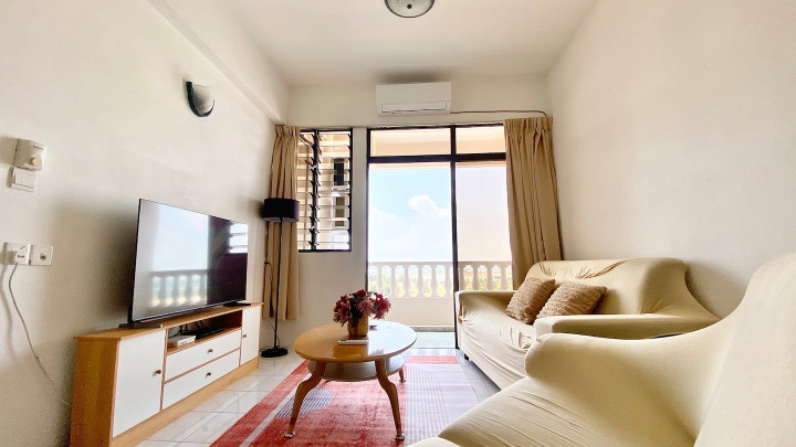3br Apartment Walk To Gurney Drive & Malls - Penang