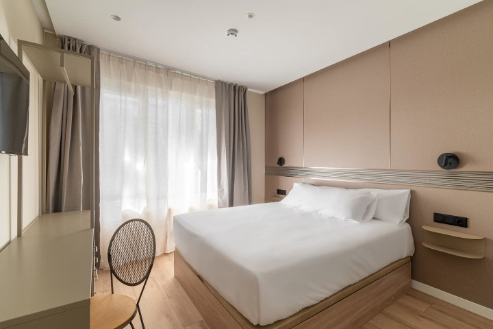 Lee Hotel Andorra - Standard Double Room - Andorra