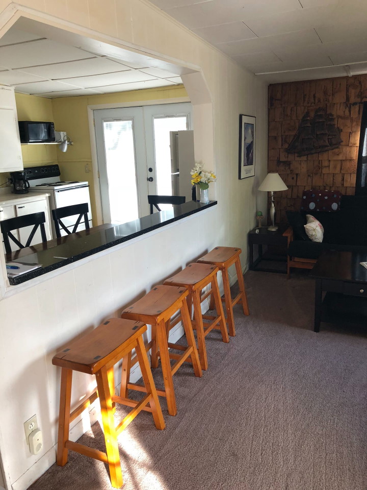 Don's Cozy Cabin On Hwy 93 - Whitefish, MT