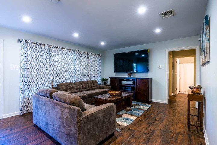 3br Luxurious Mid-century Farmhouse, Welcome Bmt. - San Antonio, TX
