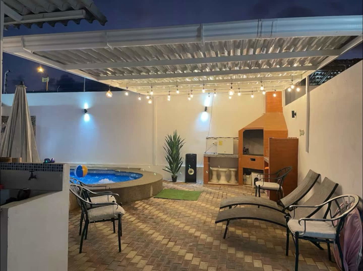 Beach House (Pool + Barbecue) - Playas