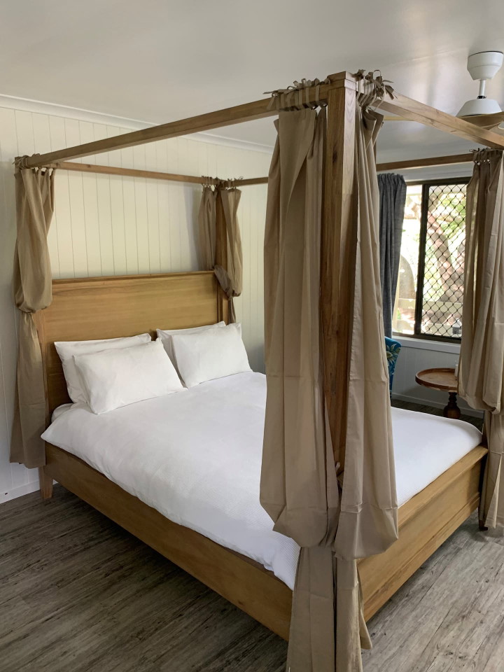 Turtle Cove Lake Front Cabin 300 M To Beach - Hervey Bay