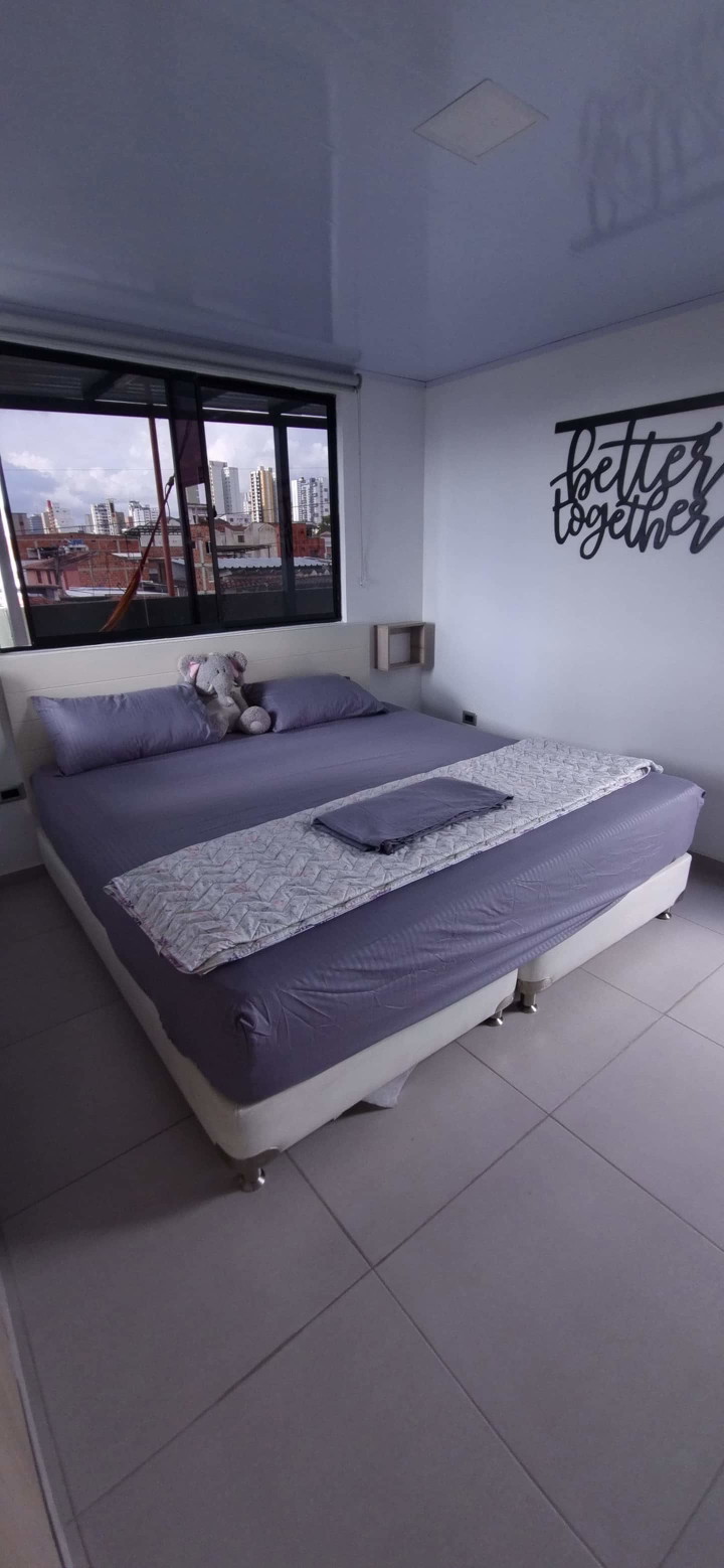 Beautiful Room With A Terrace Overlooking The City - Bucaramanga
