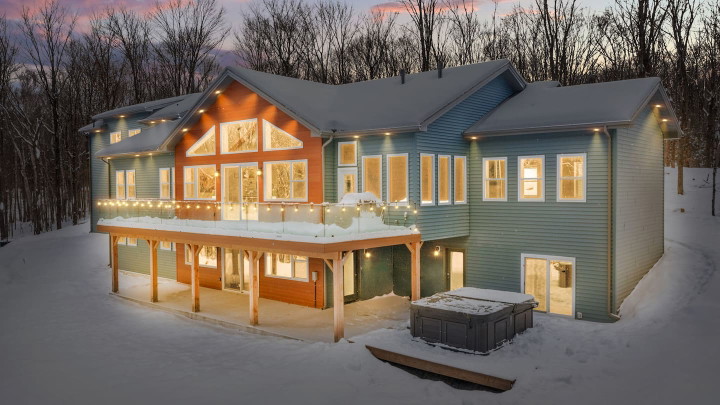 Luxurious Muskoka Retreat - Huntsville