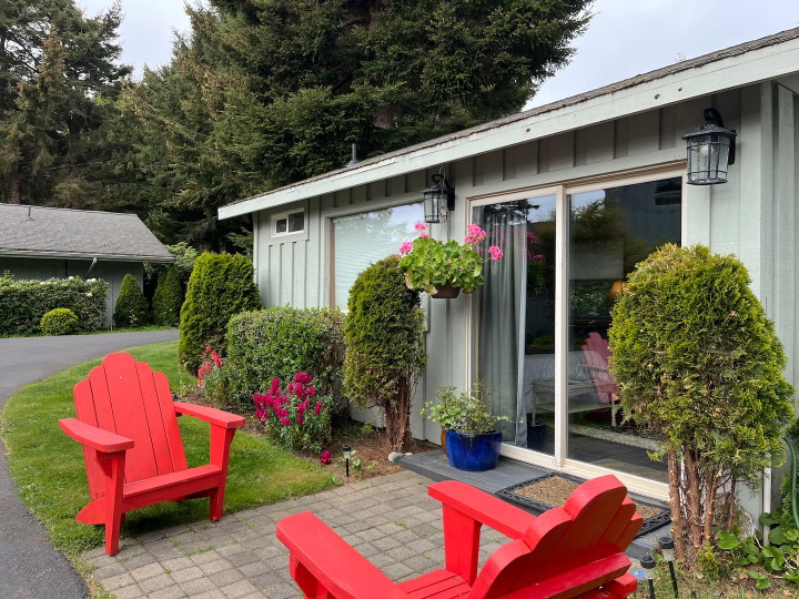 Floras Lake Guest House - Oregon