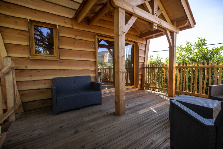 Cabane Située Entre Mer Et Montagne. - Hasparren
