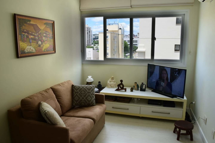 Lindo 2 Dormitórios Para Estudos, Negócios E Lazer - Porto Alegre