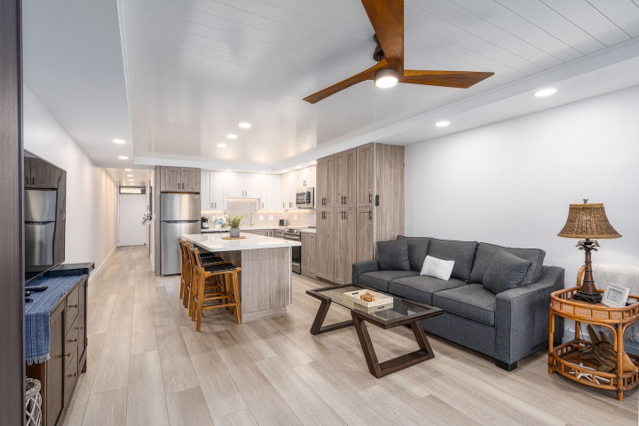 Stunning Brand New Remodel-ocean Views-large Lanai - Wailea, HI