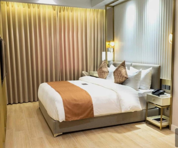 Luxesuite *1deluxedkingbed Pool*24hrfrontdesk - Naga