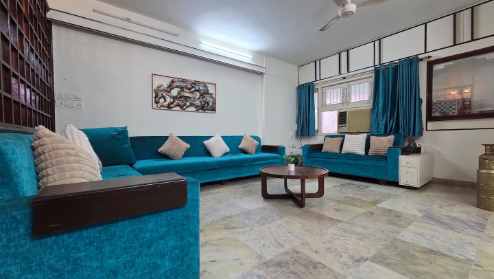 Downtown By Stayfinder - Ahmedabad