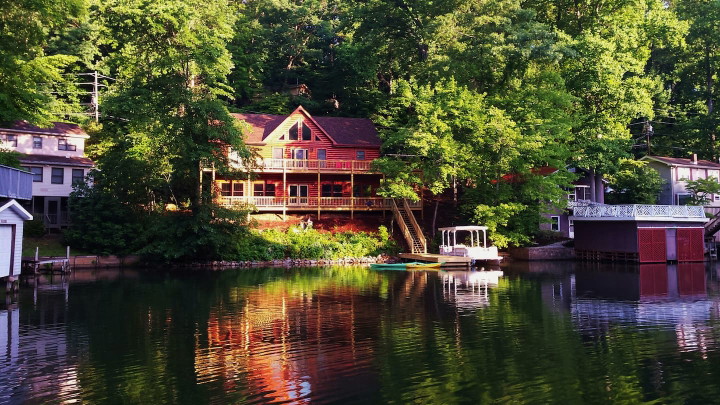 Lodge On Grey Log Cove - Lake Lure, NC