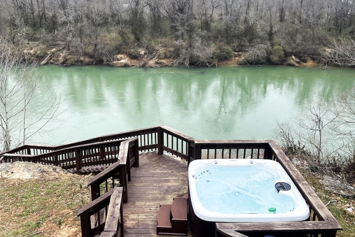 Spacious Current River Getaway In Doniphan, Mo! - United States