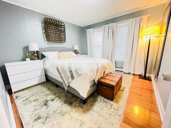 Lovely - 1 Bedroom Rental -  Near Wesleyan - Cromwell, CT