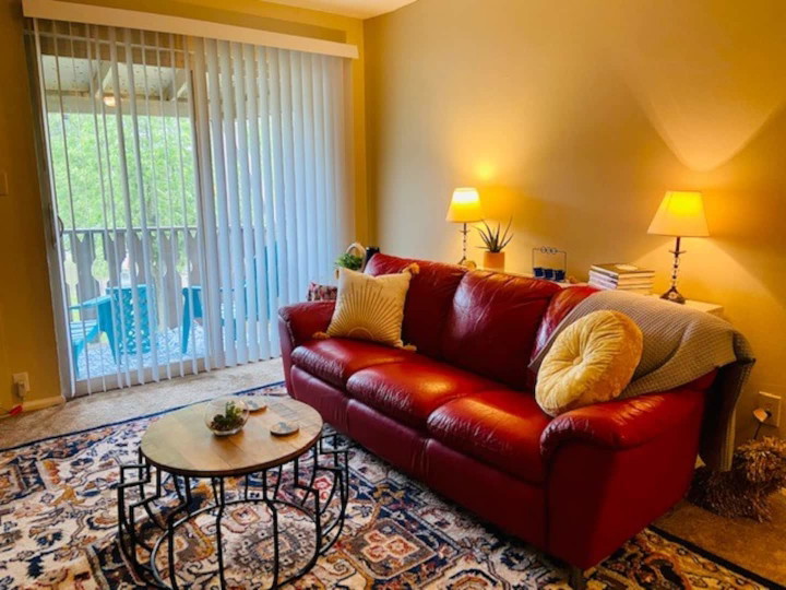 Monthly Rates Avail. Comfy 1br W/ Balcony & Gym329 - Kokomo, IN