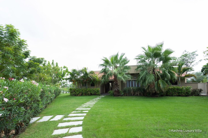 Golf View Aashna Villa @ Kalhaar Blues & Greens - Sanand