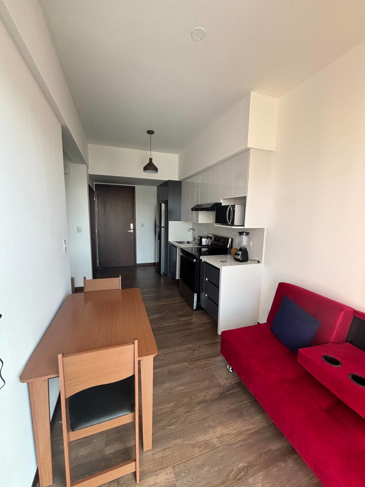 Apartamento Con Piscina Y Vista En Zona 10 - Ciudad de Guatemala