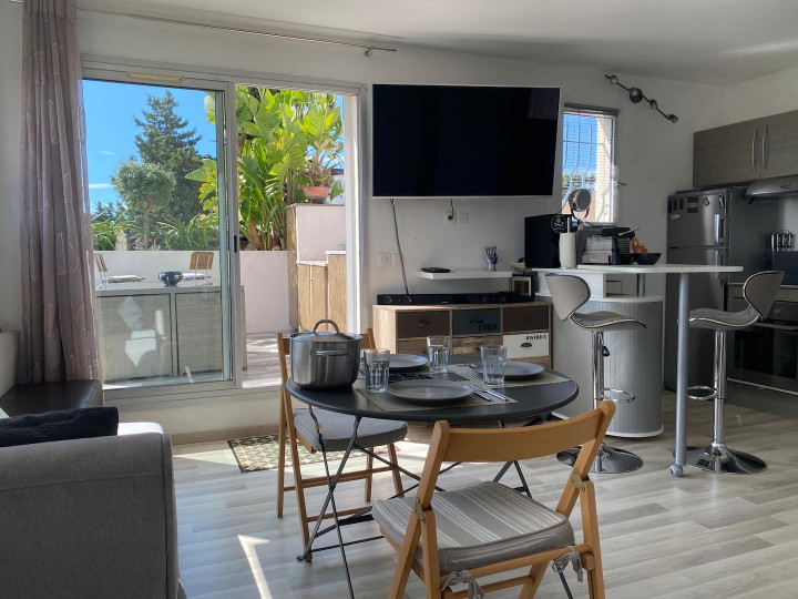 Rooftop Studio Terrasse, Piscine, Clim, Plage - Vallauris