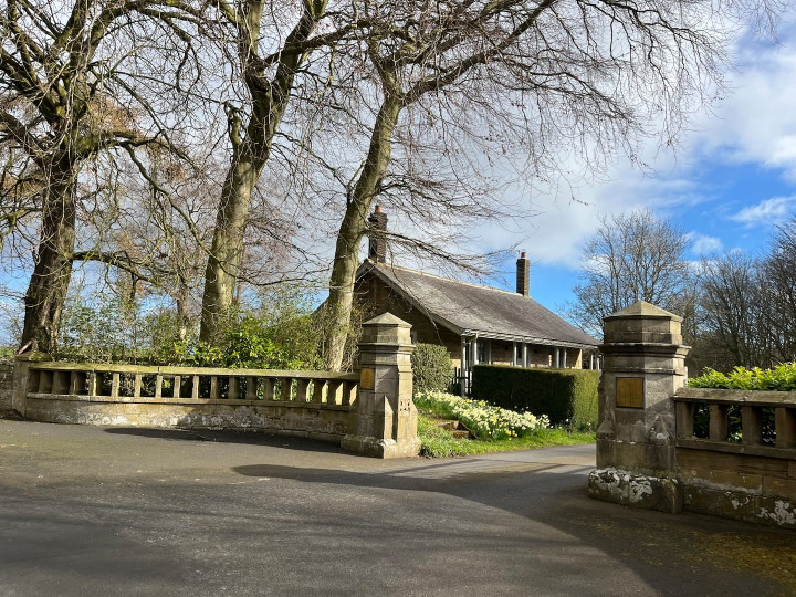 Charlton Hall Gatehouse West Lodge - Beadnell