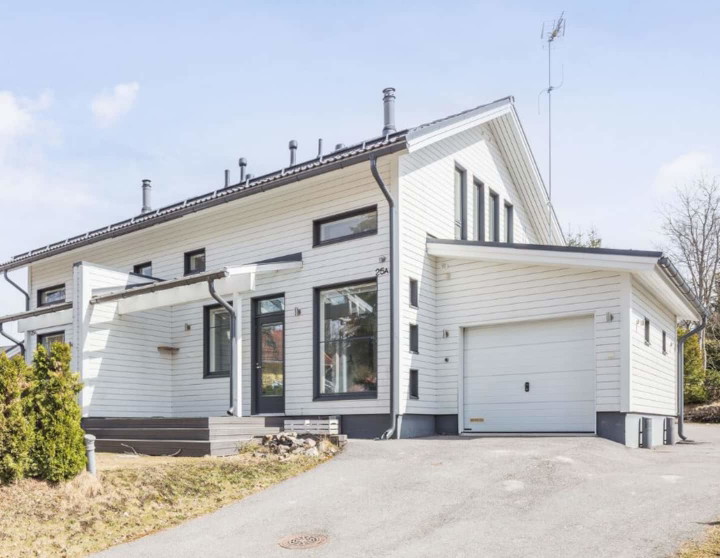 Semidetached House, 15 Min From Airport, Sauna - Vantaa