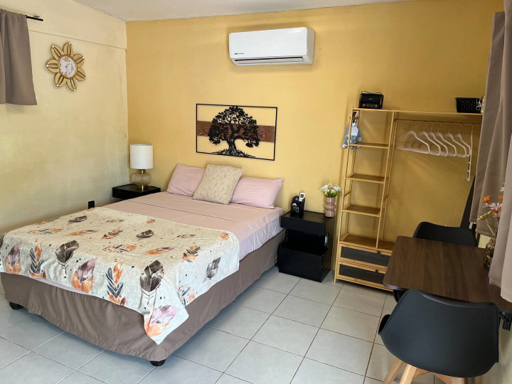 Estudio Cerca Del Centro Y Bulevar 100 Mb Facturas - Chetumal