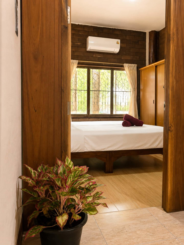 Charming Private River House - Thailand