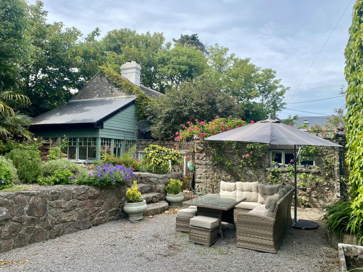Secluded Coach House - 100m From The Promenade - Claregalway