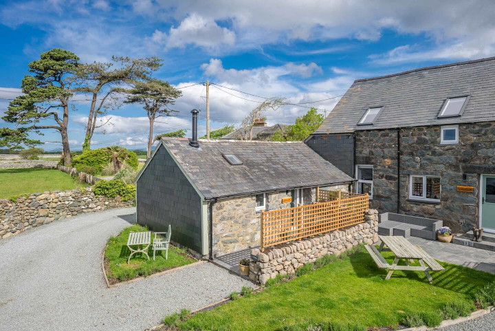 Stabl-bennar - Gwynedd