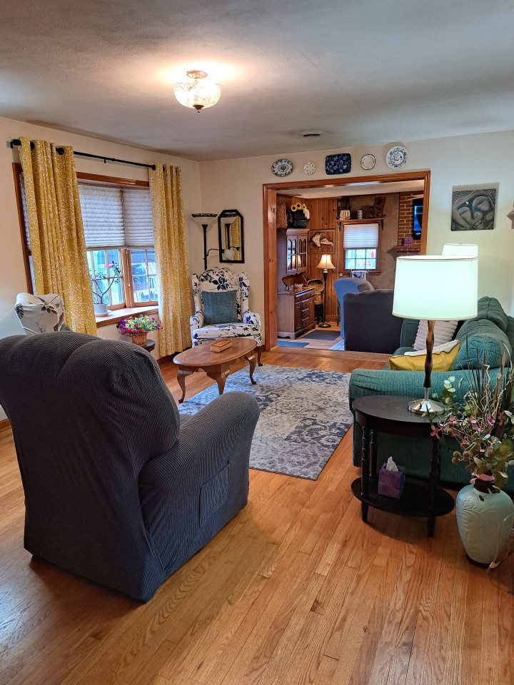 Comforts Of Home - Cozy 3br W/ Yard Near Lexington - Virginia