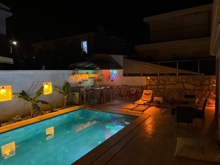 4+1 ÇEşme Alaçatı Havuzlu Dubleks Villa - Alaçatı