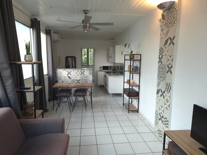 Studio De Provence 2 Adultes 2 Lits Bebe
33m2 - Cavaillon