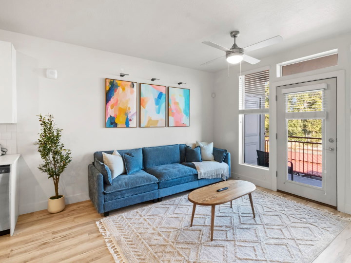 Pool, Gym, Bbq + Free Parking | 1 Min Walk To Trax - Salt Lake City, UT
