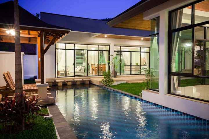 Phuket Pool Villa In Rawai - Phuket