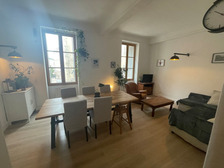 Bel Appartement De 50 M² ! - Apt