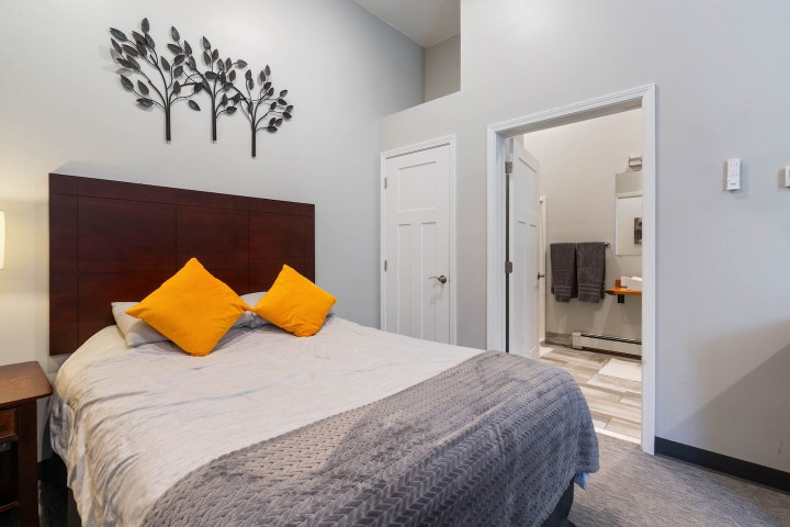 Unit 102: Duluth Getaway - Duluth, MN