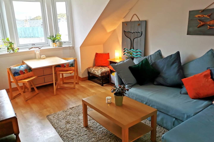 Cosy Top Floor Haven - Tarbert
