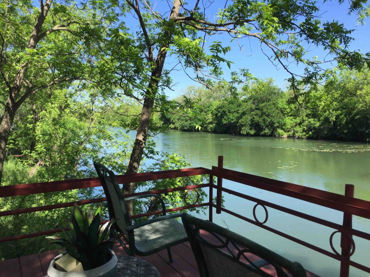 San Saba River Retreat-a Scenic Riverfront Getaway - Texas