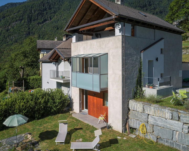 Maison 4 Jardin-  Casa Design Al Margine Del Bosco - Crodo