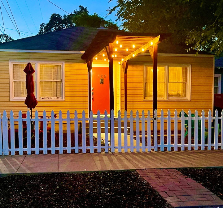 Charming Cottage Walking Distance To Downtown! 2 King Beds And Gas Fire Pit - Paso Robles, CA