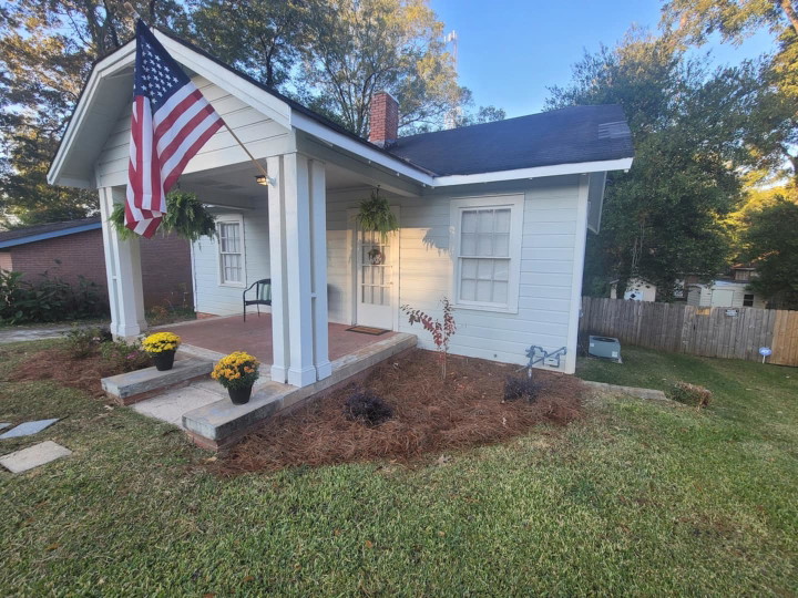 Fenced Yard 2br + Seriously Comfy Beds - Montgomery, AL