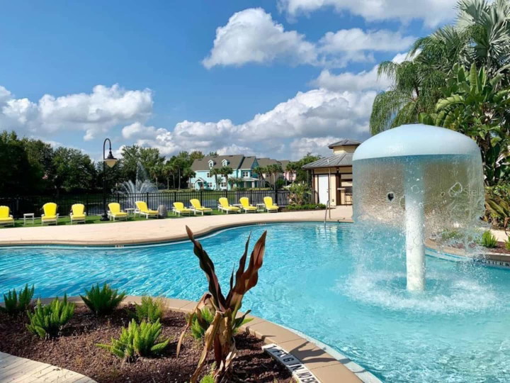Runaway Beach Vacation Home Free Shuttle & Parking - Lake Buena Vista, FL