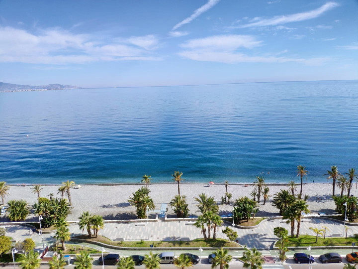 Primera Línea De Playa, Piscina, Wifi, Calefacción, Familiar, 6 Personas, Amplio - Almuñécar