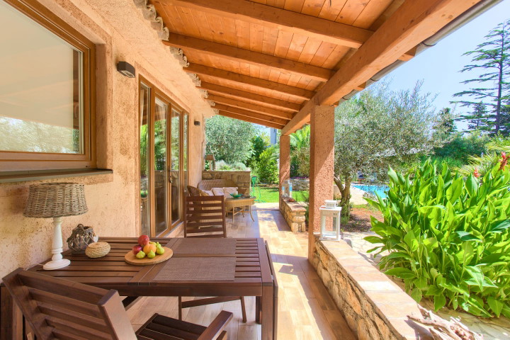 La Villetta - First Class Location With Big Pool - Krk
